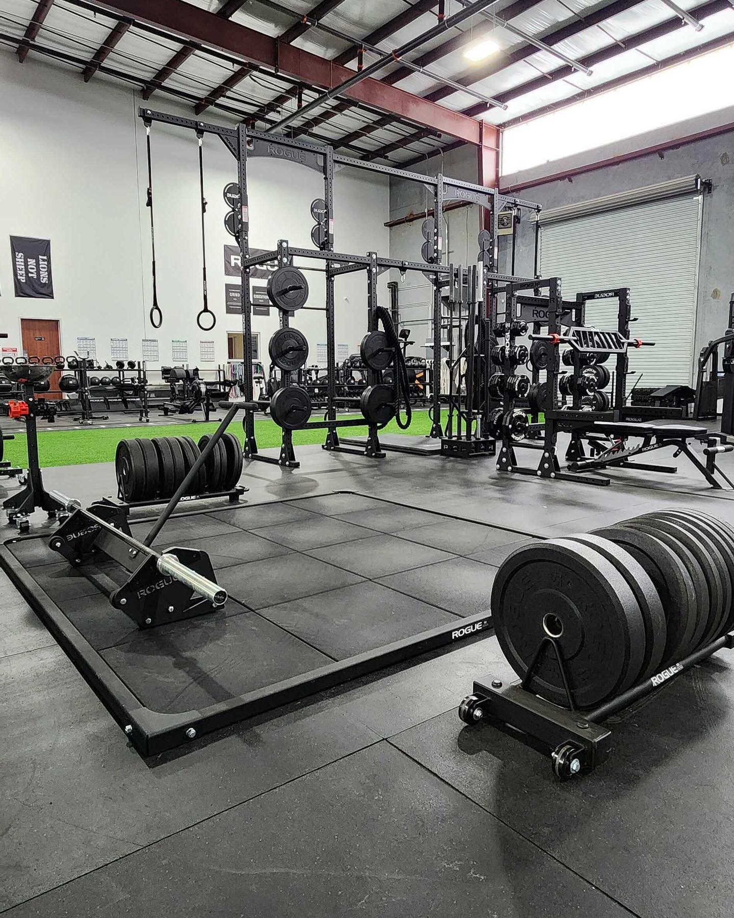 Memberships – Lions Den Gym